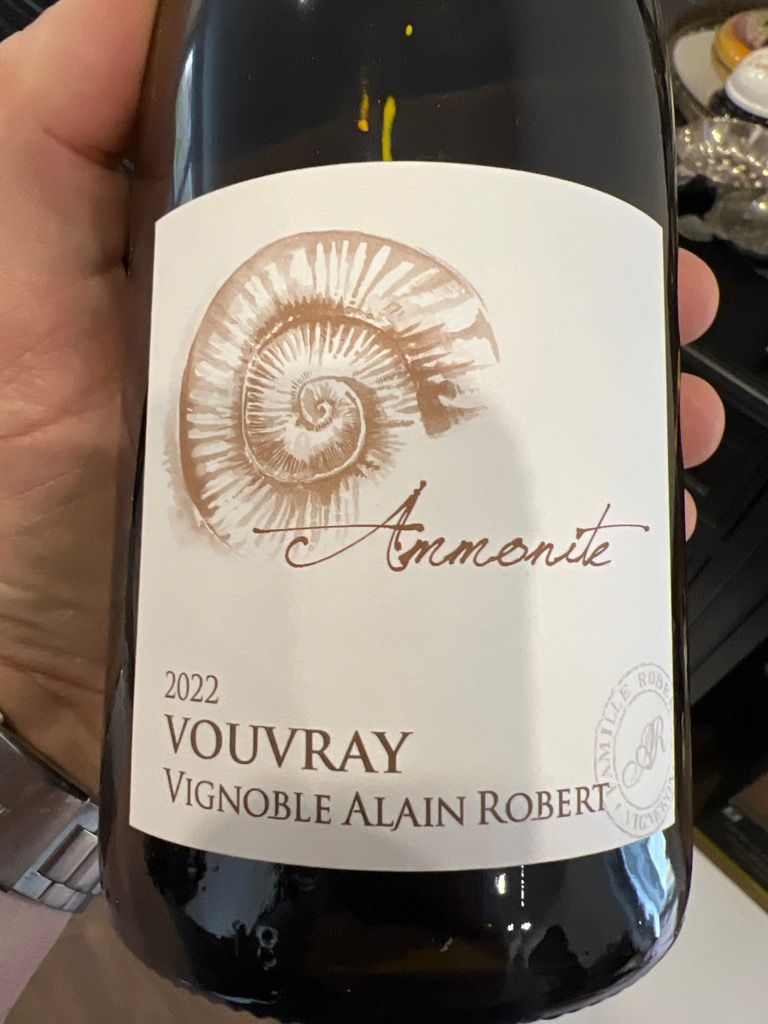 2022 Alain Robert Vouvray Ammonite Vignoble Alain Robert, France, Loire ...