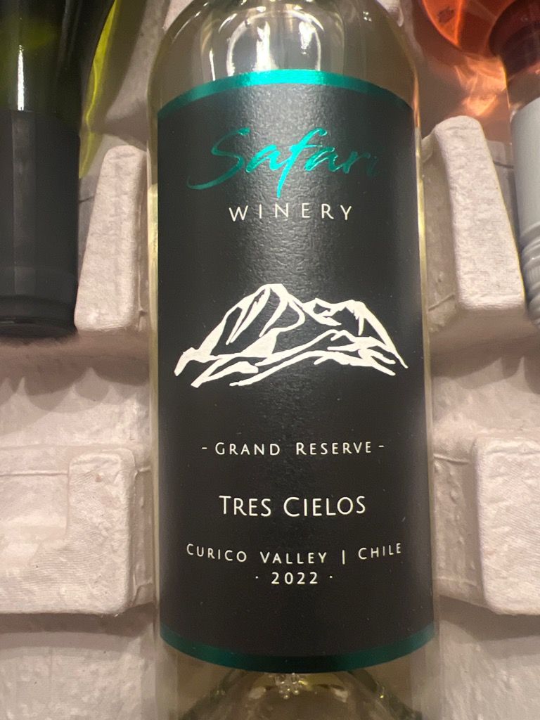 2022 Safari Winery Tres Cielos Grand Reserve, Chile, Curico Valley ...