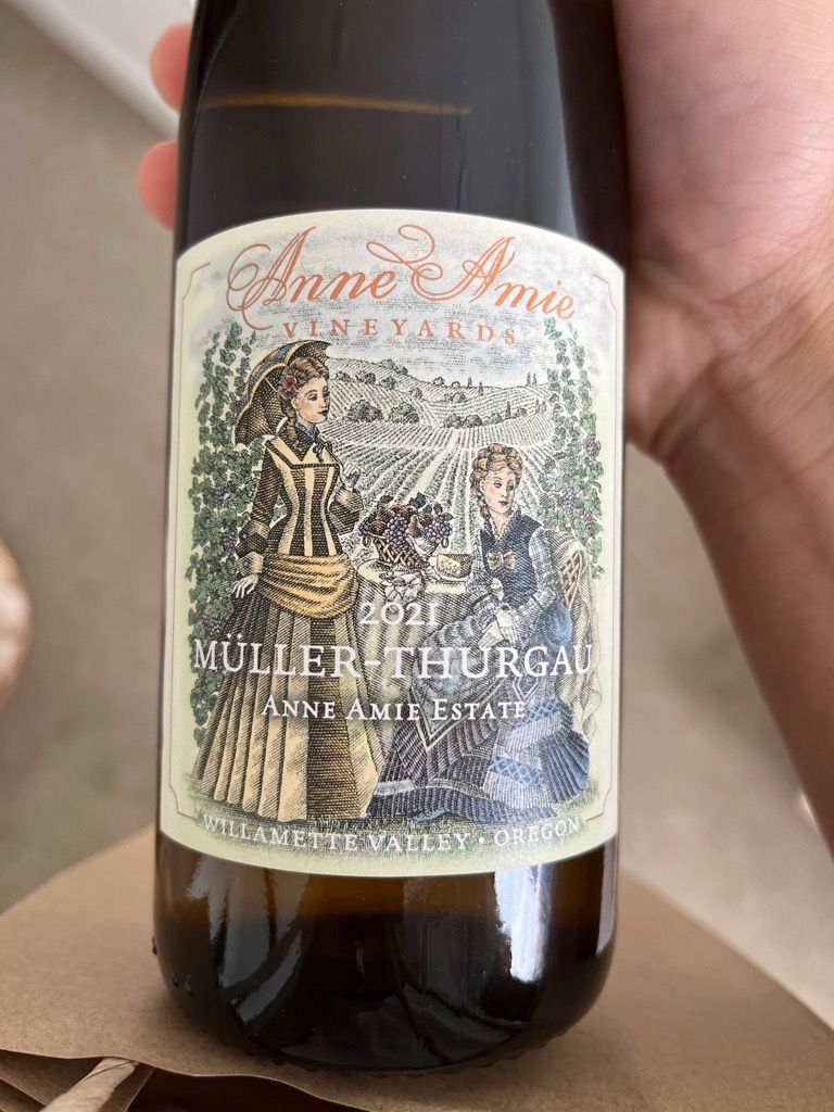 2021 Anne Amie Müller-Thurgau Anne Amie Estate Vineyard, USA, Oregon ...