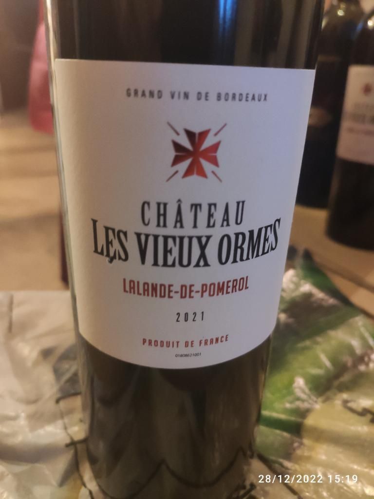 2021 Château les Vieux Ormes, France, Bordeaux, Libournais, Lalande de Pomerol - CellarTracker