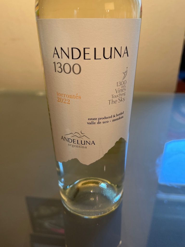 2022 Andeluna Cellars (Familia Reina) Torrontés 1300, Argentina ...