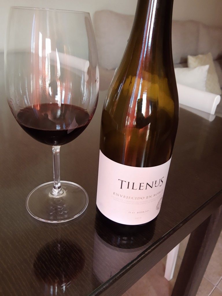 2019 Bodegas Estefanía Bierzo Tilenus Envejecido en Roble, Spain ...