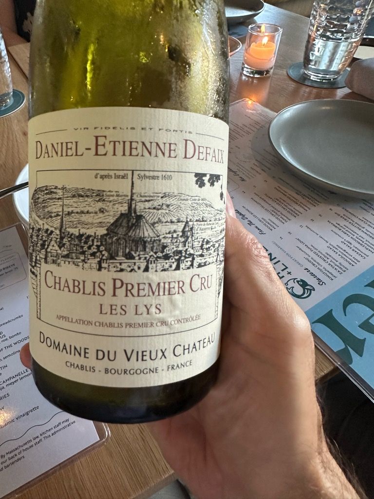 2011 Daniel-Etienne Defaix Chablis 1er Cru Les Lys, France, Burgundy ...