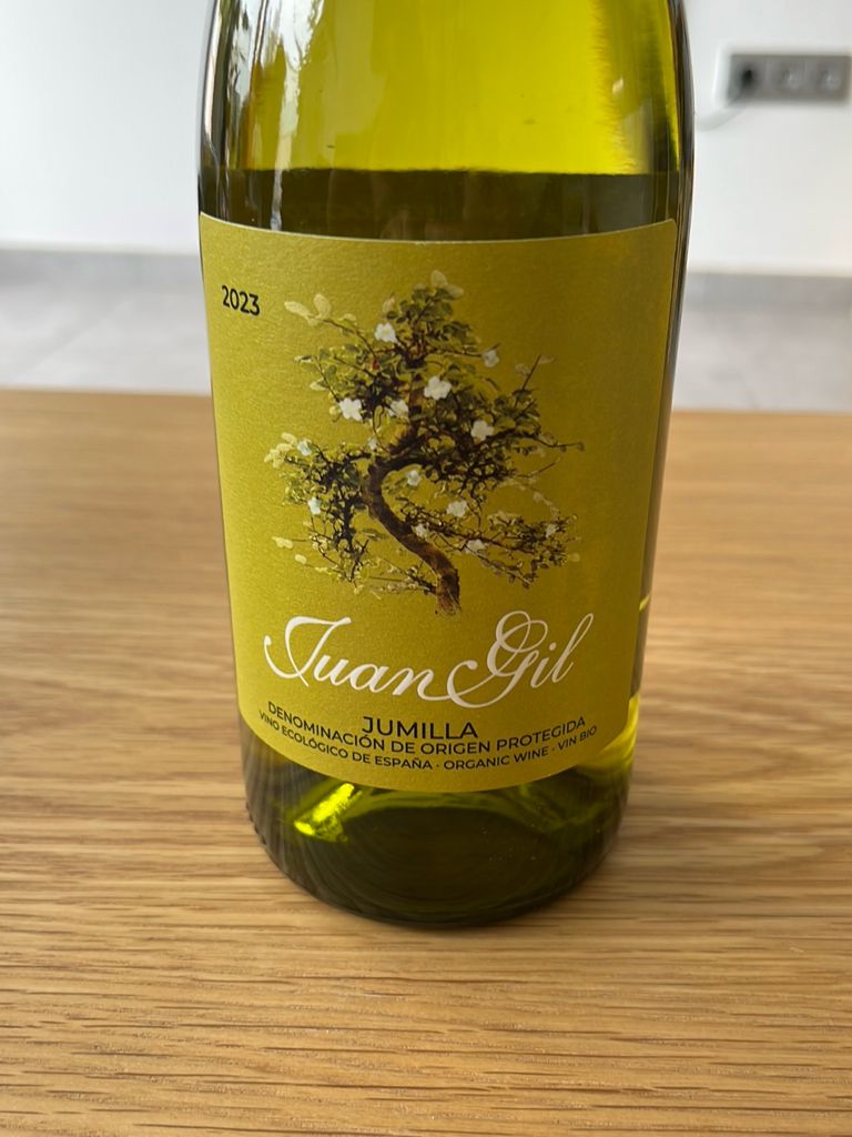 2023 Bodegas Juan Gil Moscatel, Spain, Murcia, Jumilla - CellarTracker