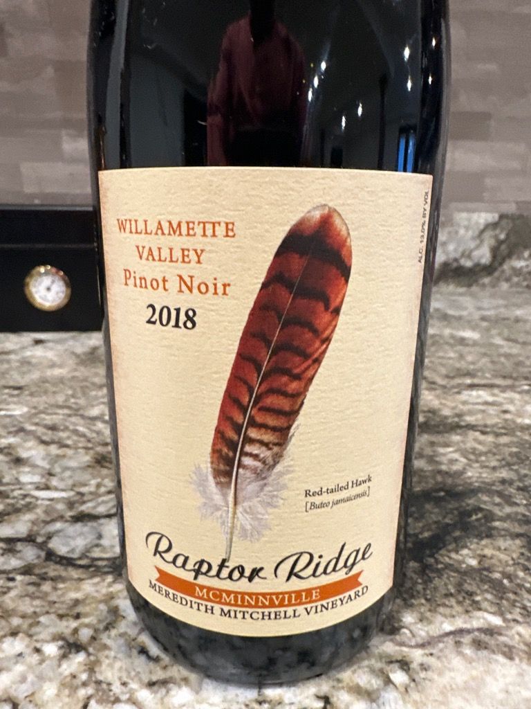 2018 Raptor Ridge Pinot Noir Meredith Mitchell Vineyard, USA, Oregon ...