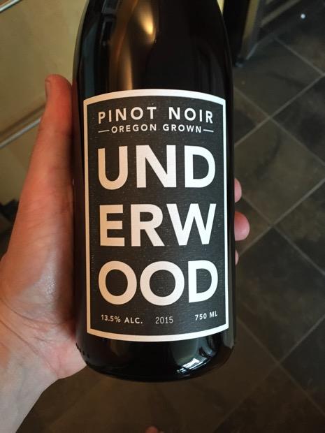 2015 Union Wine Company Pinot Noir Underwood, USA, Oregon - CellarTracker