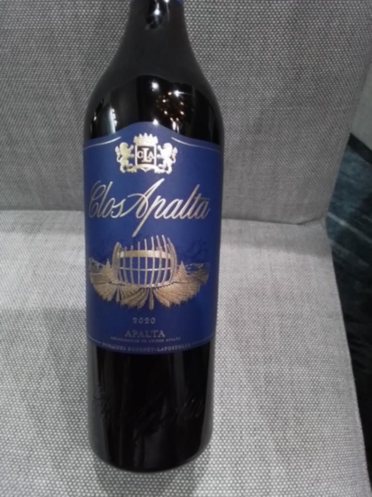2021 Clos Apalta, Chile, Rapel Valley, Colchagua Valley, Apalta ...
