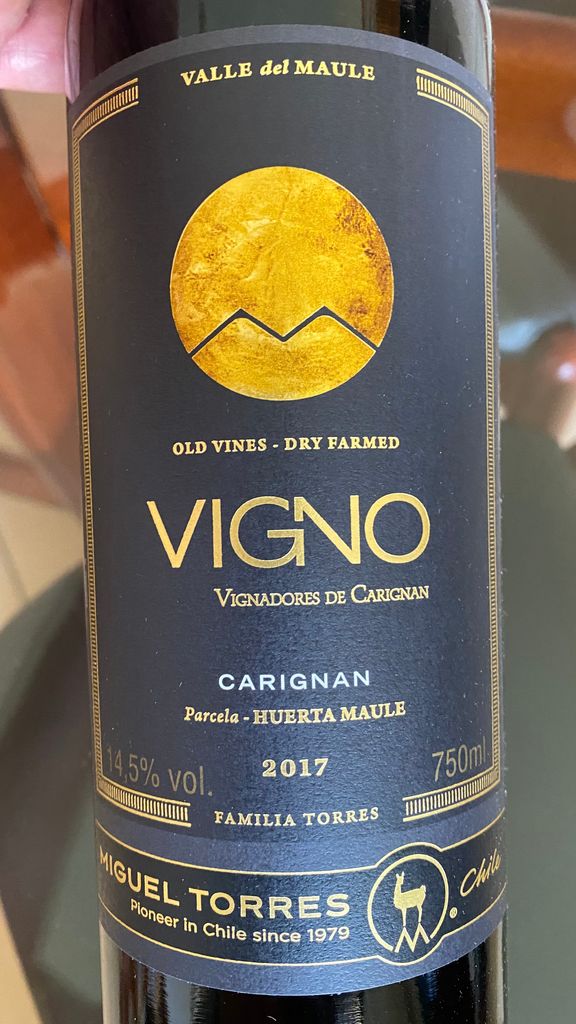 2020 Miguel Torres Carignan Vigno Vignadores de Carignan Old Vines Dry ...