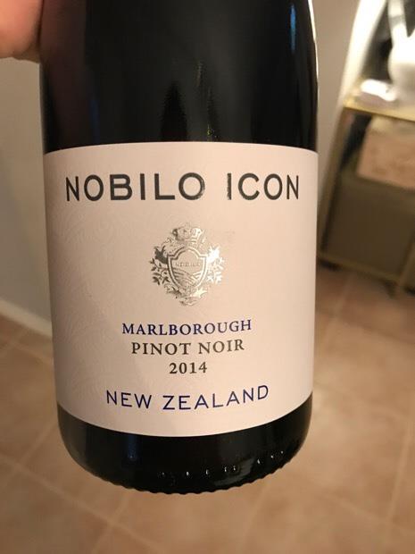 2014 Nobilo Pinot Noir Icon Marlborough, New Zealand, South Island ...