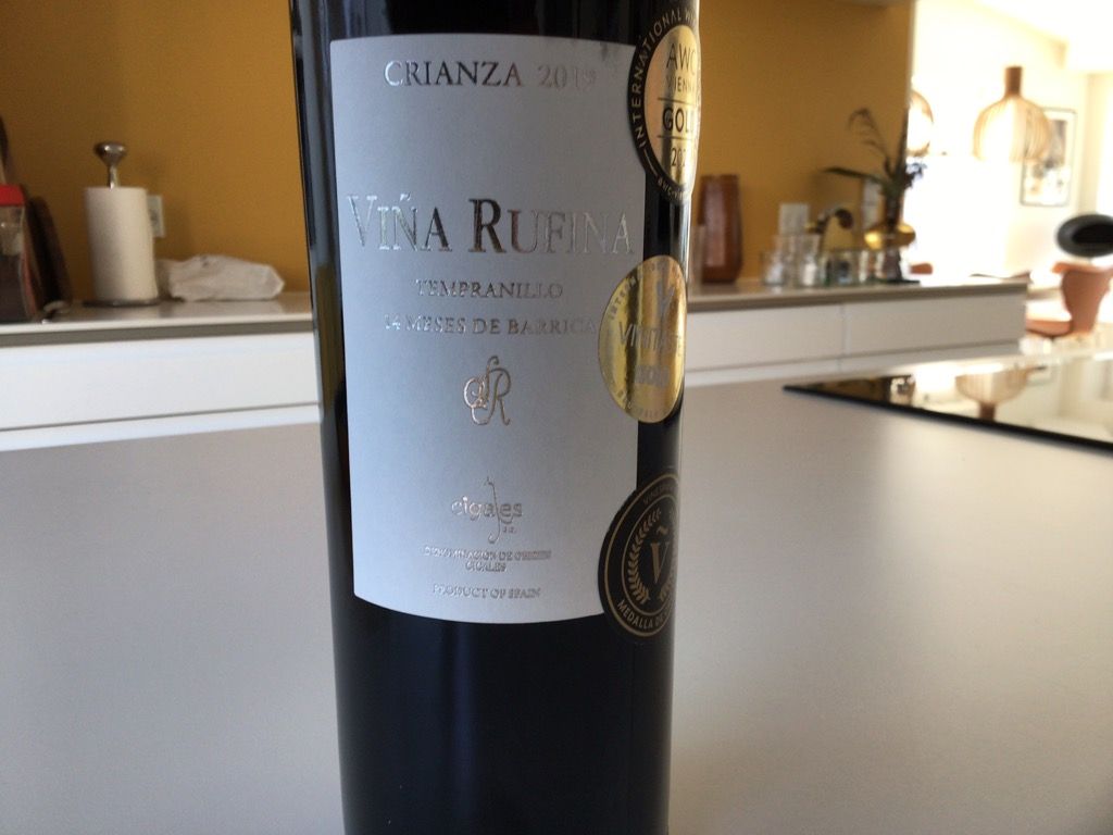 2019 Bodegas Santa Rufina Tempranillo Cigales Viña Rufina Crianza ...