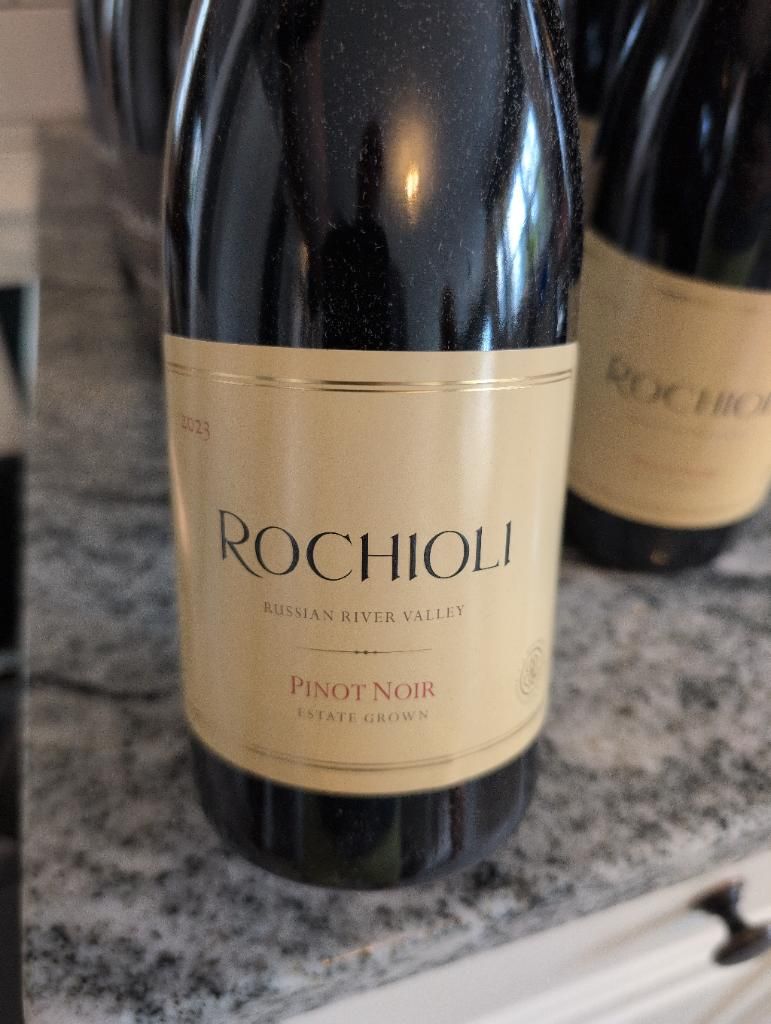 2023 J. Rochioli Pinot Noir Russian River Valley, USA, California ...
