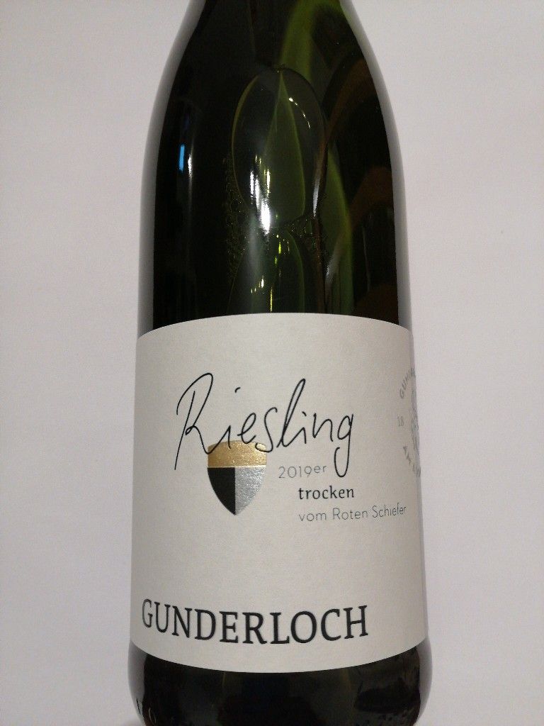 2019 Gunderloch Riesling trocken vom Roten Schiefer, Germany ...
