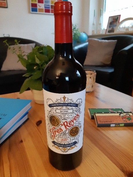 2017 Bodegas Tres Reyes Tempranillo Syrah, Spain - CellarTracker