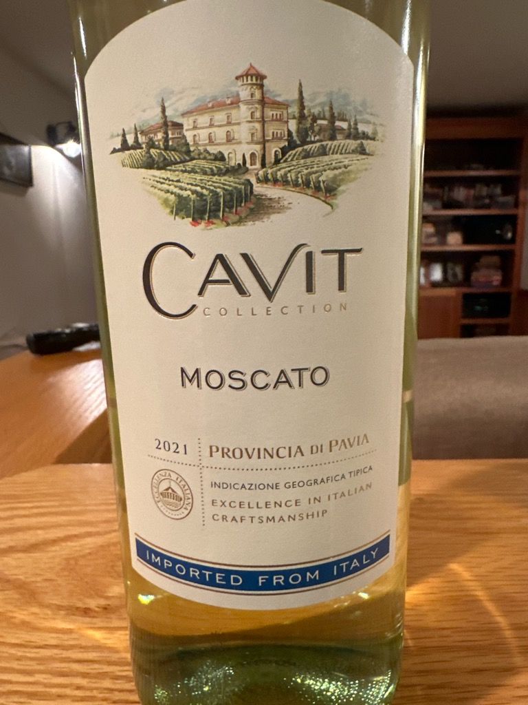 2022 Cavit Collection Moscato, Italy, Lombardia, Provincia di Pavia IGT ...