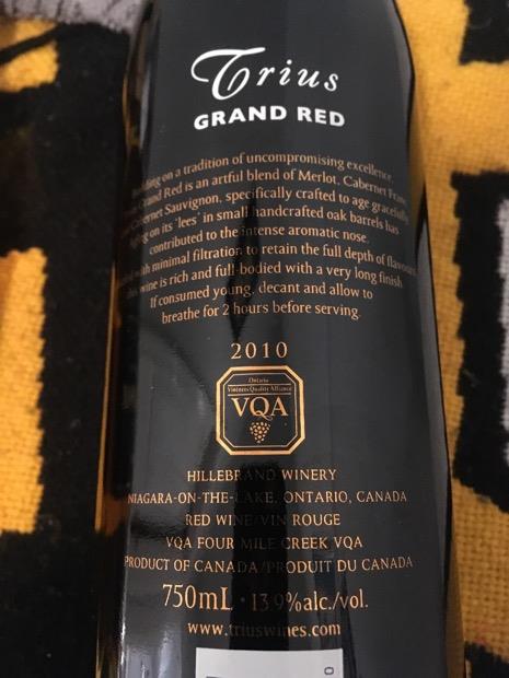 2010 Hillebrand Trius Grand Red, Canada, Ontario, Niagara Peninsula ...