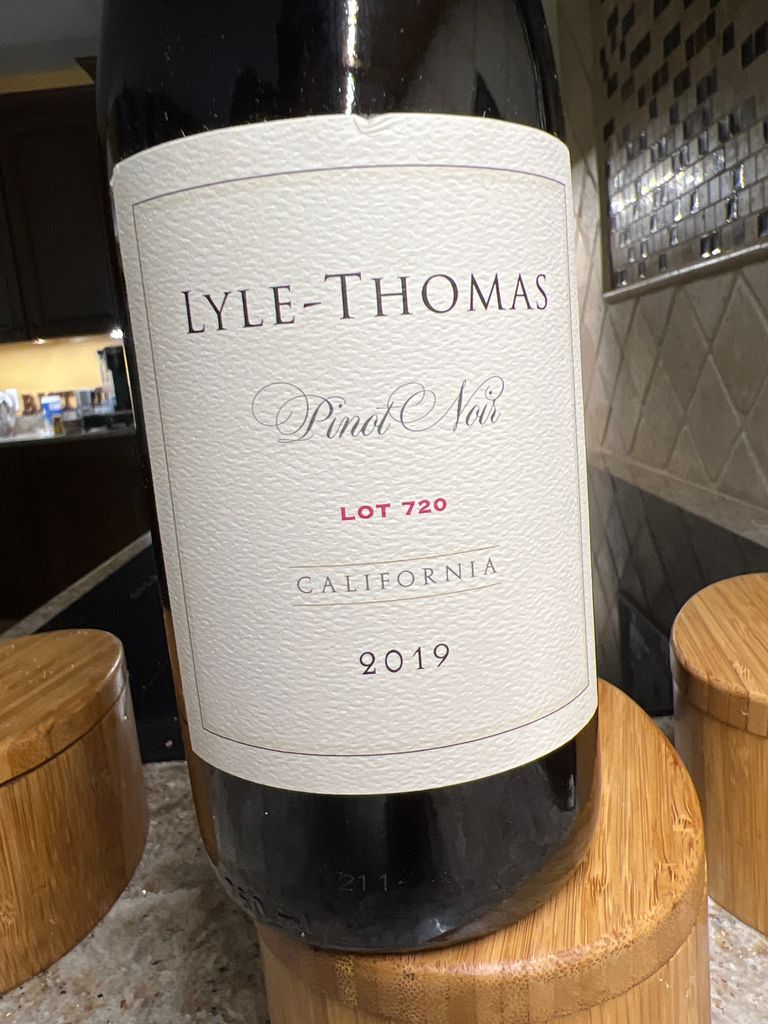 2020 Small World Wine Co. Pinot Noir Lyle-Thomas Lot 720, USA, Oregon ...
