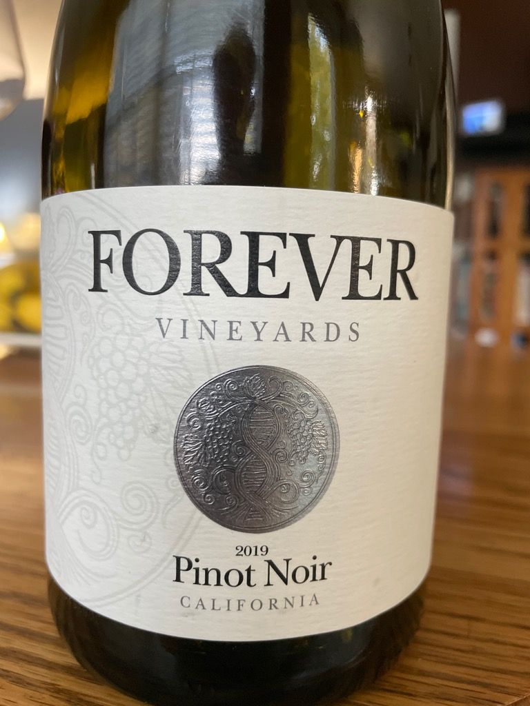 2019 Forever Vineyards Pinot Noir, USA, California, Central Valley ...