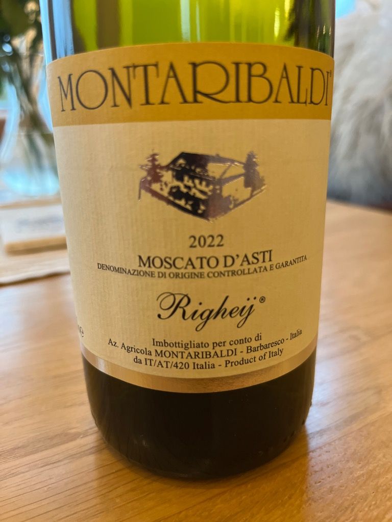 2022 Montaribaldi Moscato d'Asti Righey, Italy, Piedmont, Asti, Moscato ...