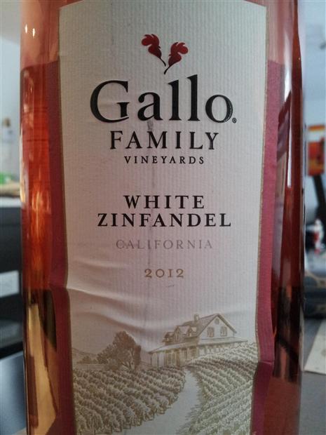 2012 Gallo Family Vineyards / Gallo of Sonoma White Zinfandel, USA ...
