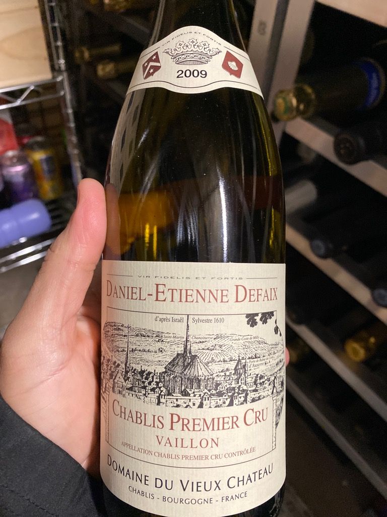 2009 Daniel-Etienne Defaix Chablis 1er Cru Vaillons, France, Burgundy ...