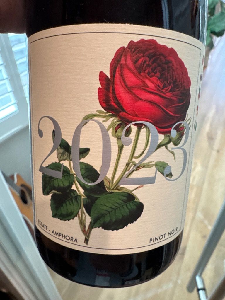 2023 White Walnut Estate Pinot Noir Amphora, USA, Oregon, Willamette ...