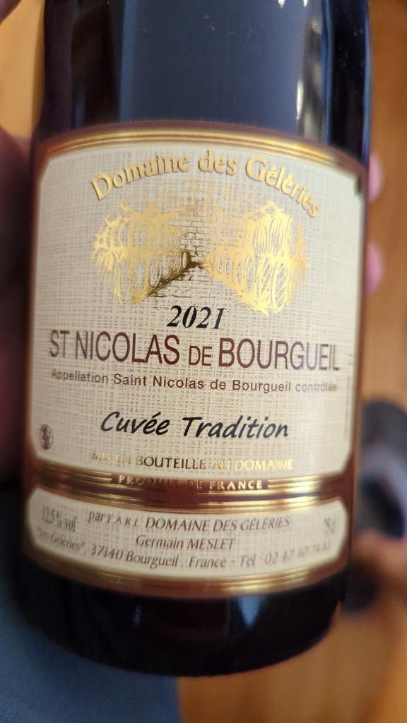 2021 Domaine des Géléries Bourgueil Cuvée Tradition, France, Loire ...