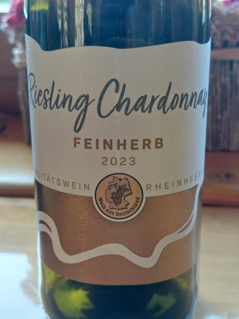 2023 Vineris GmbH Riesling Chardonnay feinherb, Germany, Rheinhessen - CellarTracker