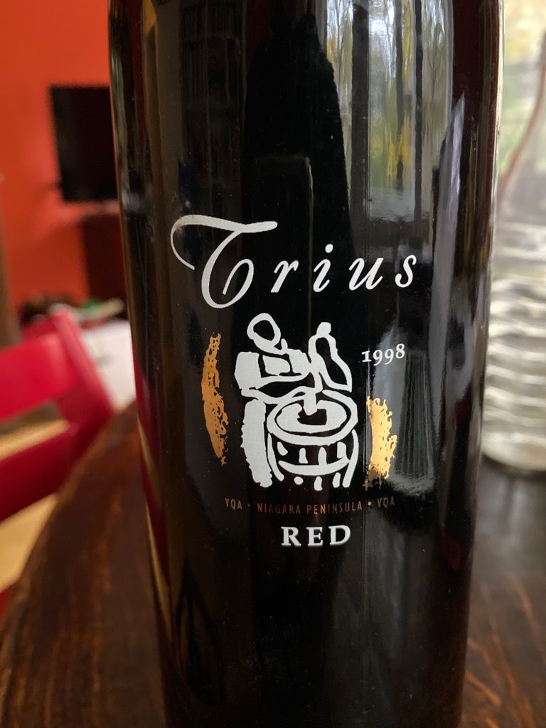 1998 Hillebrand Trius Red, Canada, Ontario, Niagara Peninsula, Niagara ...