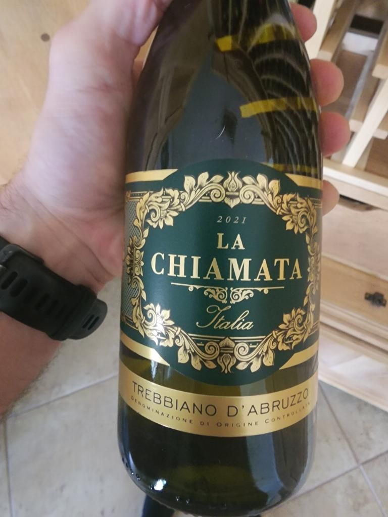 2021 La Chiamata Trebbiano d'Abruzzo, Italy, Abruzzi, Trebbiano d ...