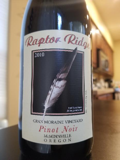 2010 Raptor Ridge Pinot Noir Gran Moraine Vineyard, USA, Oregon ...