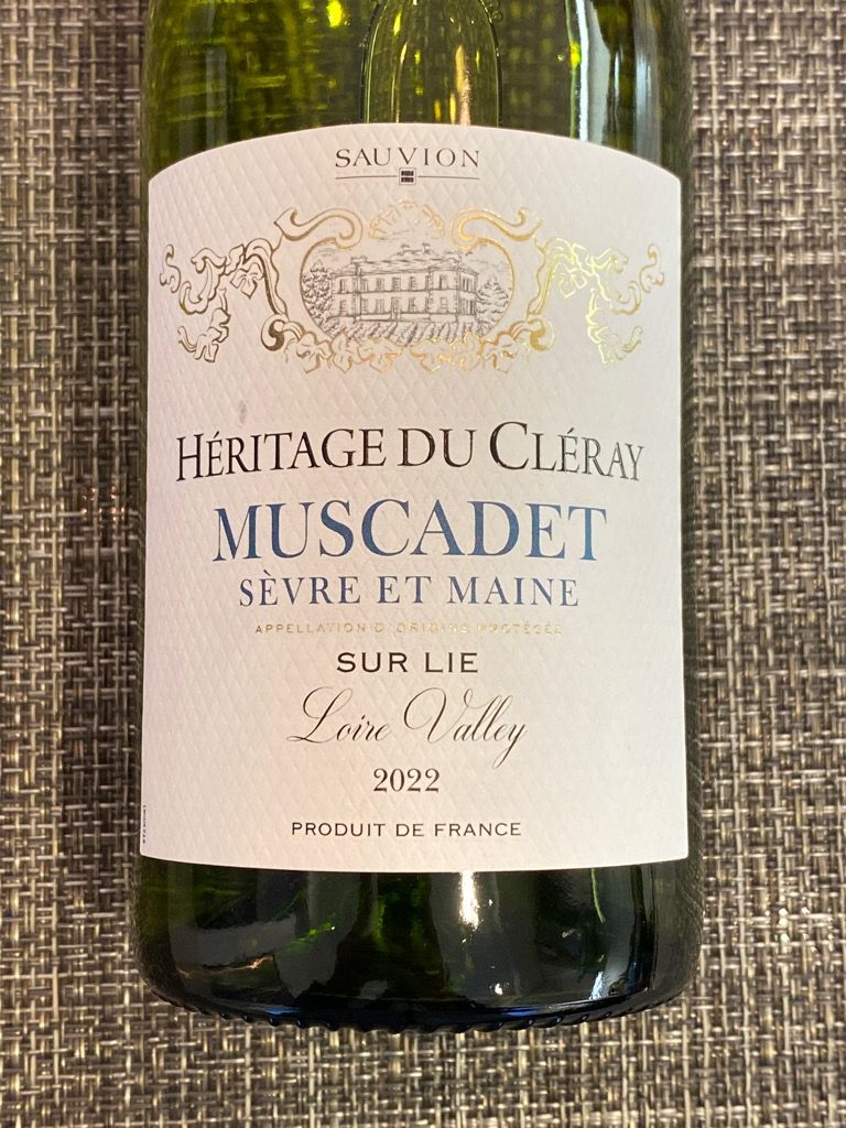 2022 Heritage Du Cleray Muscadet Sevre-et-Maine Sur Lie Nantes, France ...
