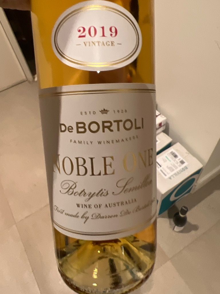 2019 De Bortoli Noble One Botrytis Sémillon, Australia, New South Wales ...