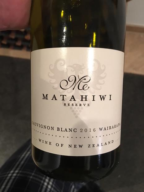 2014 Matahiwi Estate Sauvignon Blanc, New Zealand, North Island ...