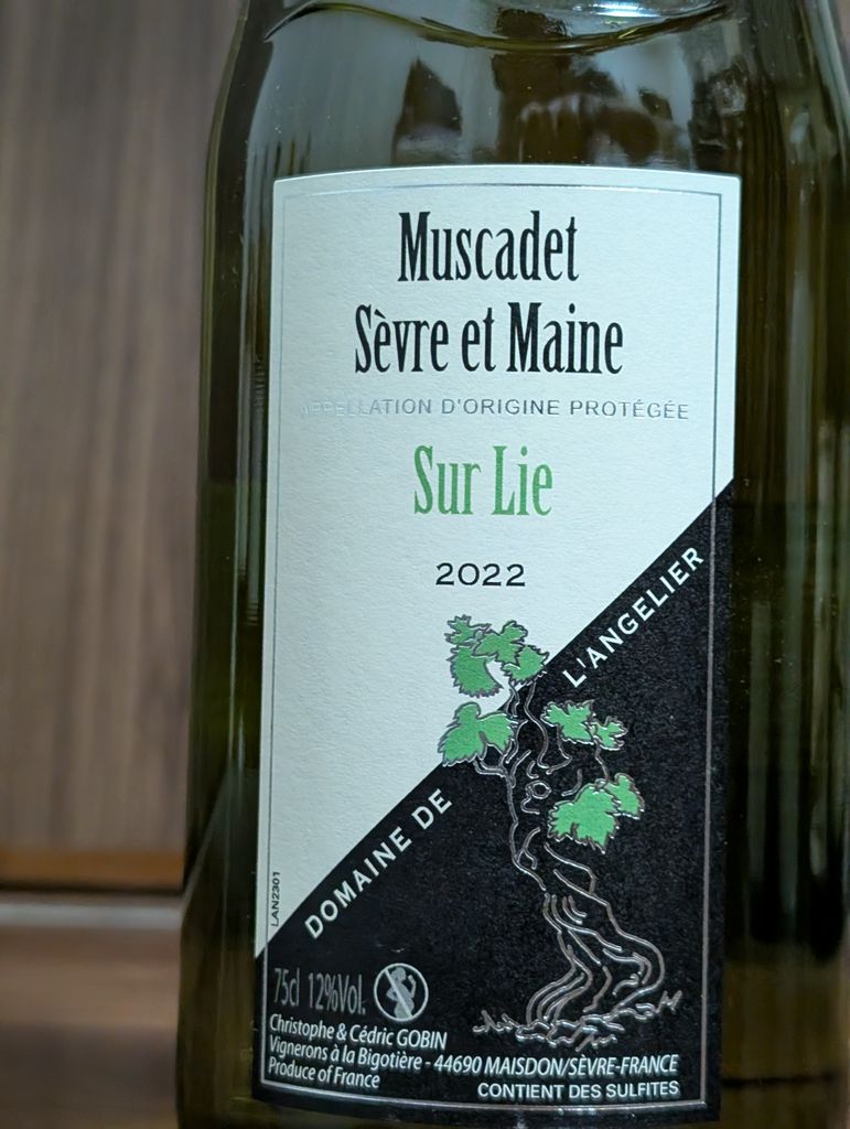 2022 Domain de l'Angeliere Muscadet de Sèvre-et-Maine Muscadet sur lie ...