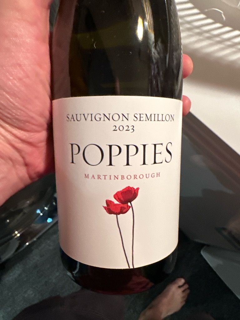 2023 Poppies Sauvignon Semillon, New Zealand, North Island, Wairarapa ...