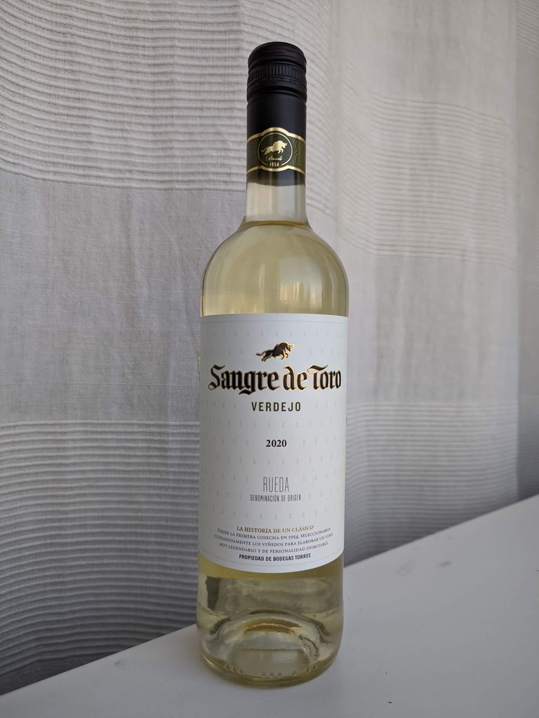 2020 Torres Verdejo Rueda Sangre de Toro, Spain, Castilla y León, Rueda ...