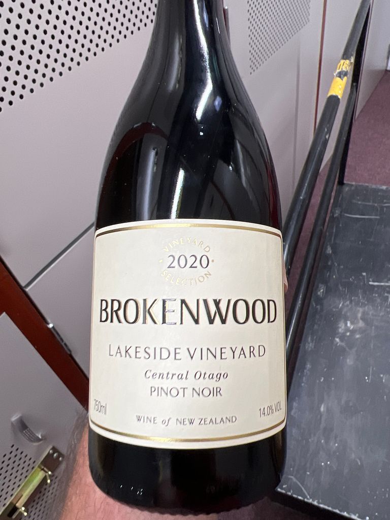 2020 Brokenwood Pinot Noir Lakeside Vineyard, New Zealand, South Island ...