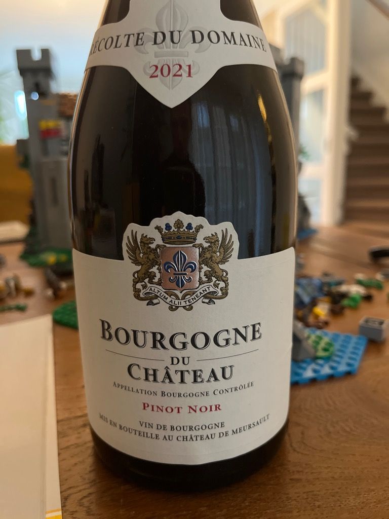 2021 Domaine du Château de Meursault Bourgogne Du Château, France ...