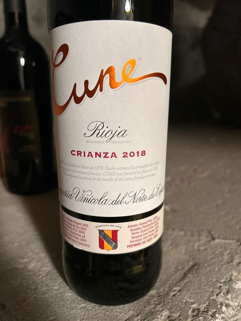 2021 C.V.N.E. (Compañía Vinícola del Norte de España) Rioja Cerro de la Mesa Crianza, Spain, La ...