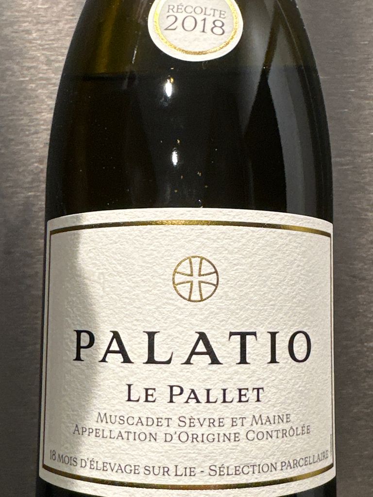 2018 Le Pallet Muscadet de Sèvre-et-Maine Palatio, France, Loire Valley ...
