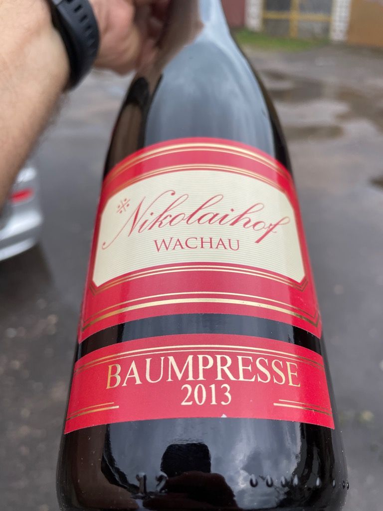 2013 Nikolaihof Grüner Veltliner Im Weingebirge "Baumpresse", Austria ...