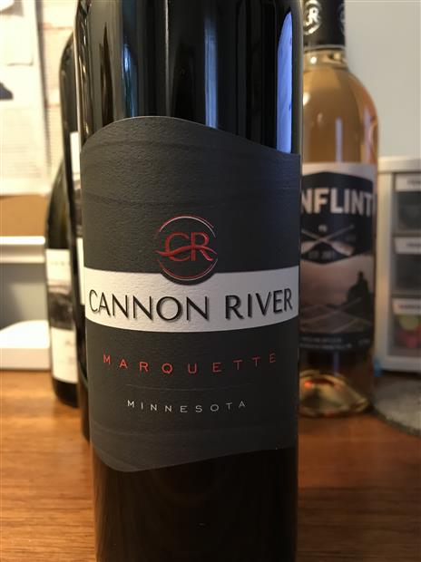 NV Cannon River Winery Marquette Cannon River Vineyard, USA, Minnesota ...