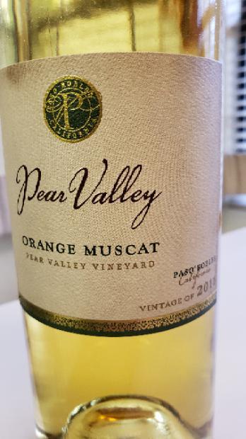 2011 Pear Valley Orange Muscat, USA, California, Central Coast, Paso ...