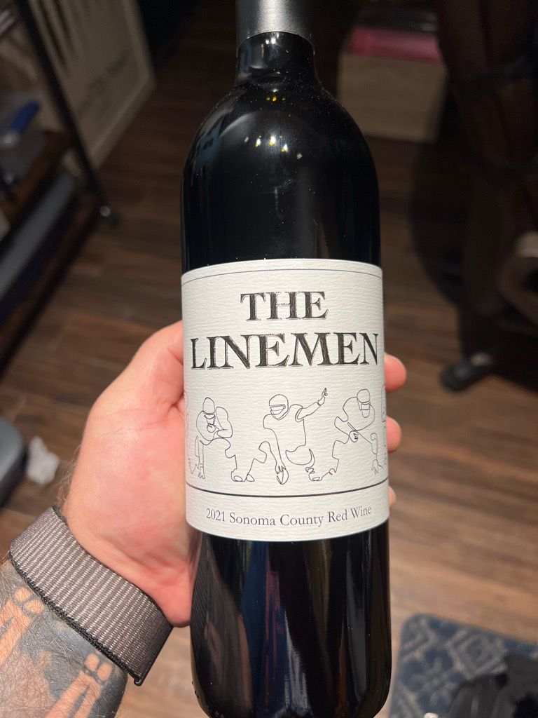2022 Three Fat Guys The Linemen, USA, California, Sonoma County ...