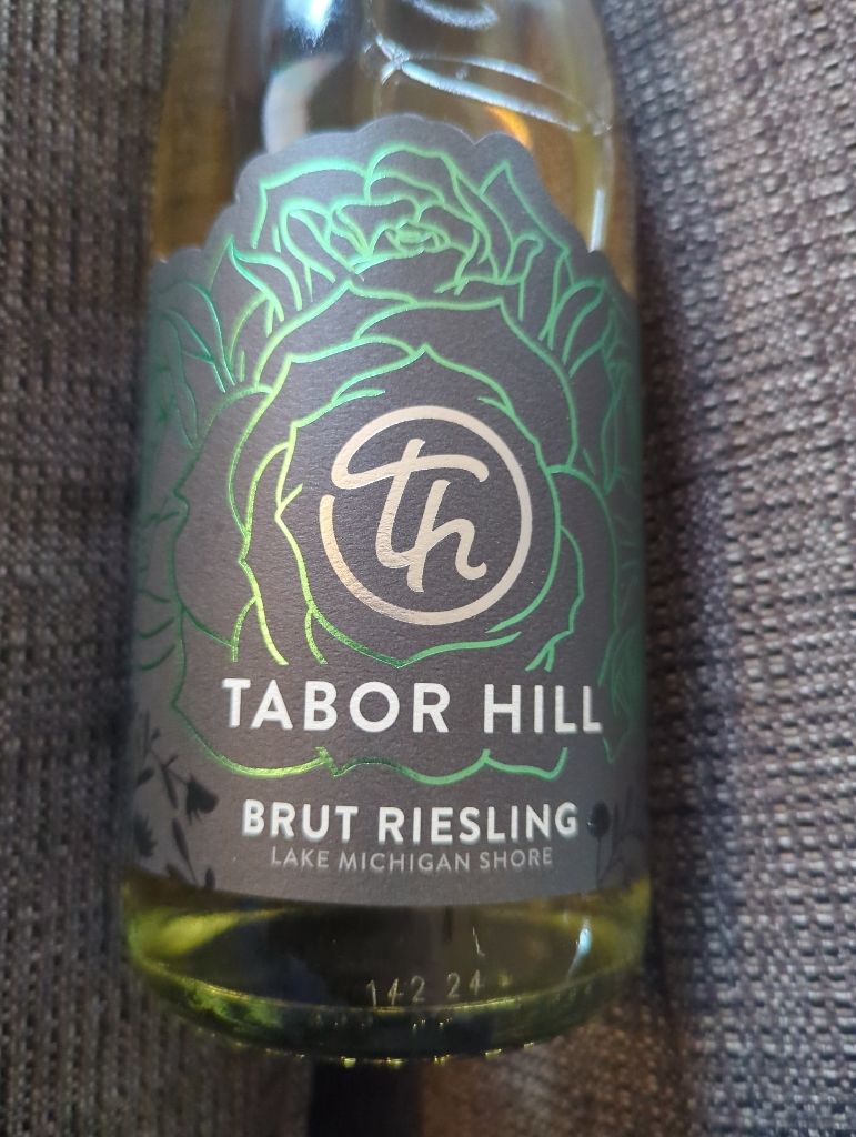 NV Tabor Hill Riesling, USA, Michigan, Lake Michigan Shore - CellarTracker