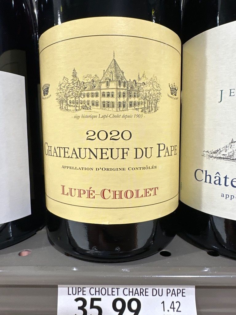 2020 Lupé-Cholet Châteauneuf-du-Pape, France, Rhône, Southern Rhône, Châteauneuf-du-Pape ...