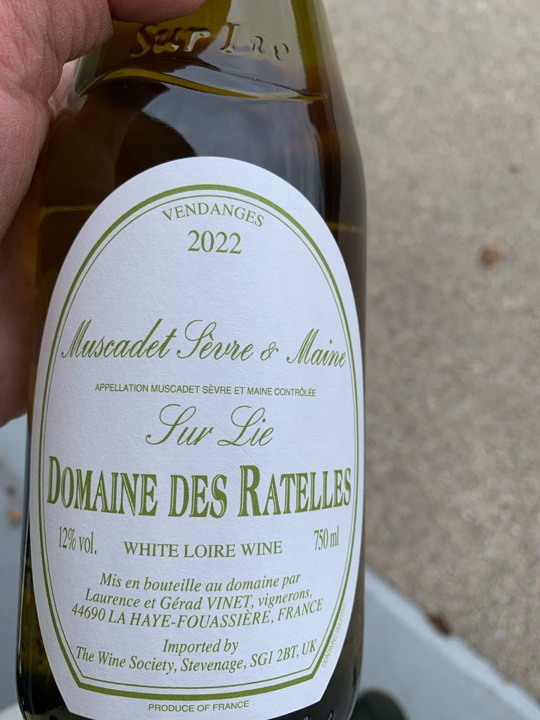 2022 Domaine des Ratelles (Daniel & Gerard Vinet) Muscadet de Sèvre-et ...