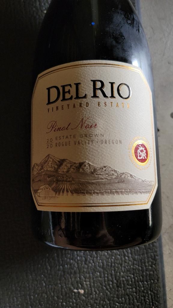 2021 Del Rio Vineyards Pinot Noir, USA, Oregon, Southern Oregon, Rogue ...