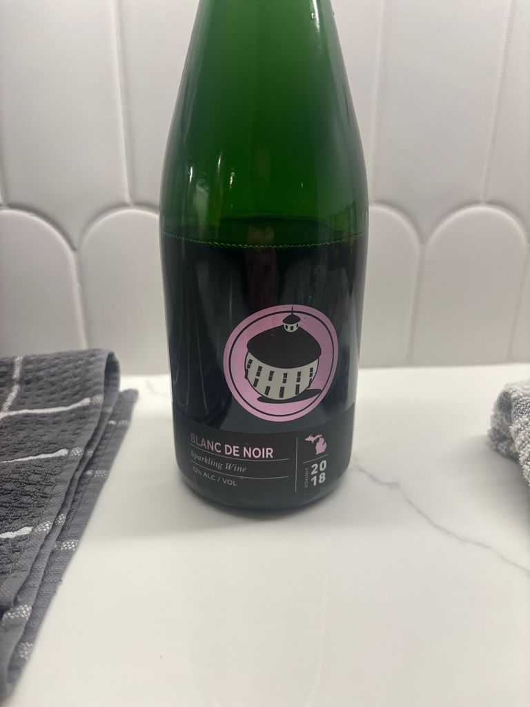2018 The Round Barn Winery Pinot Noir Blanc de Noir, USA, Michigan ...