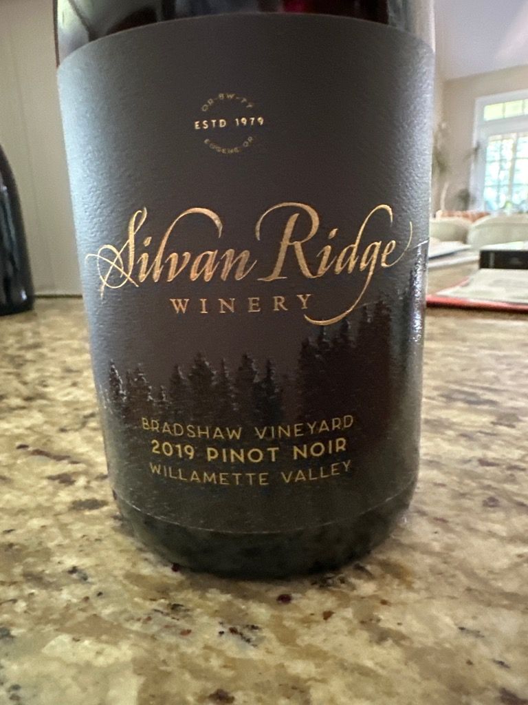 2019 Silvan Ridge Pinot Noir Bradshaw Vineyards, USA, Oregon ...